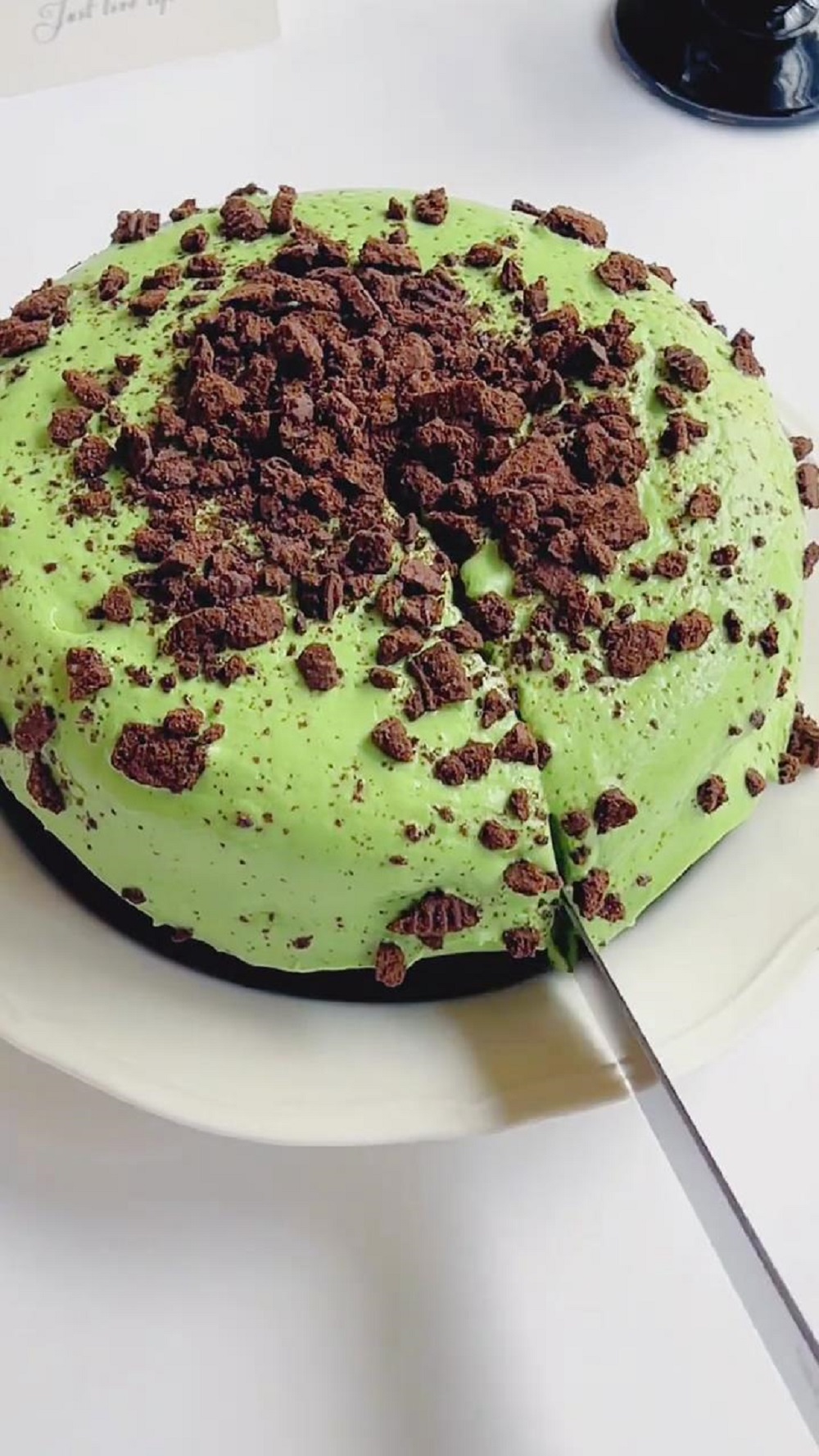 Matcha Oreo Lava Cake (No Frosting Needed!) - Cooking With Chun