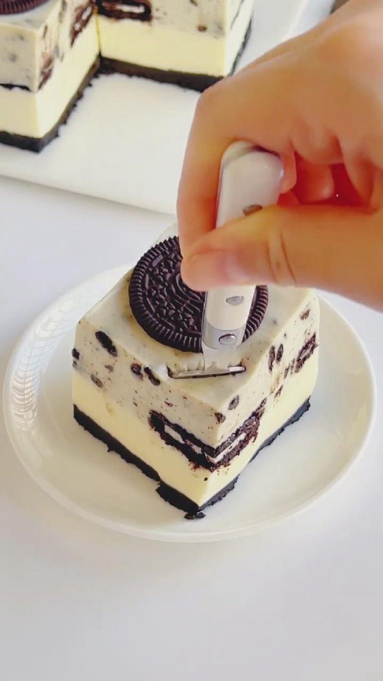 Simple No-Bake Oreo Cheesecake - Cooking With Chun
