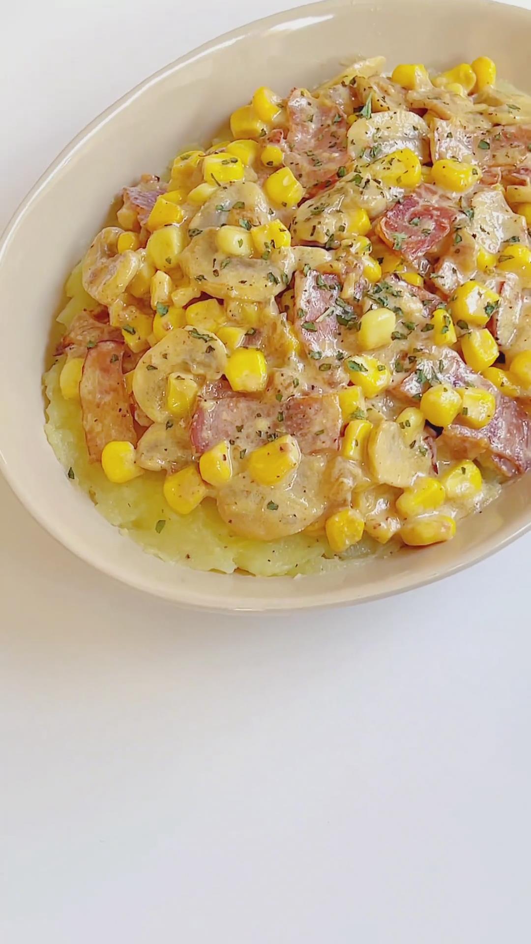 Easy Bacon and Cheese Mashed Potatoes - Cooking With Chun