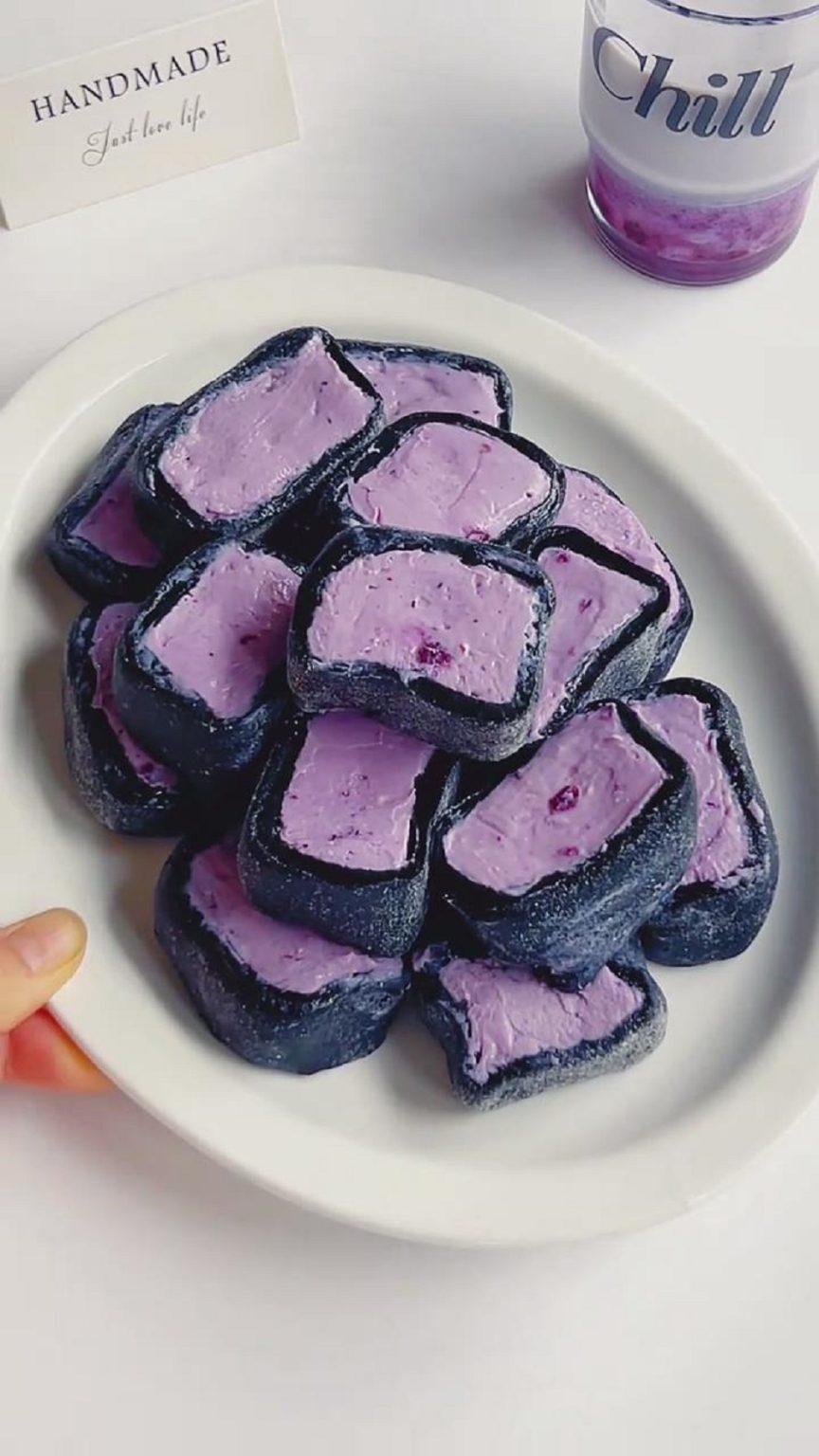 Blueberry Cheesecake Mochi Bites - Cooking With Chun