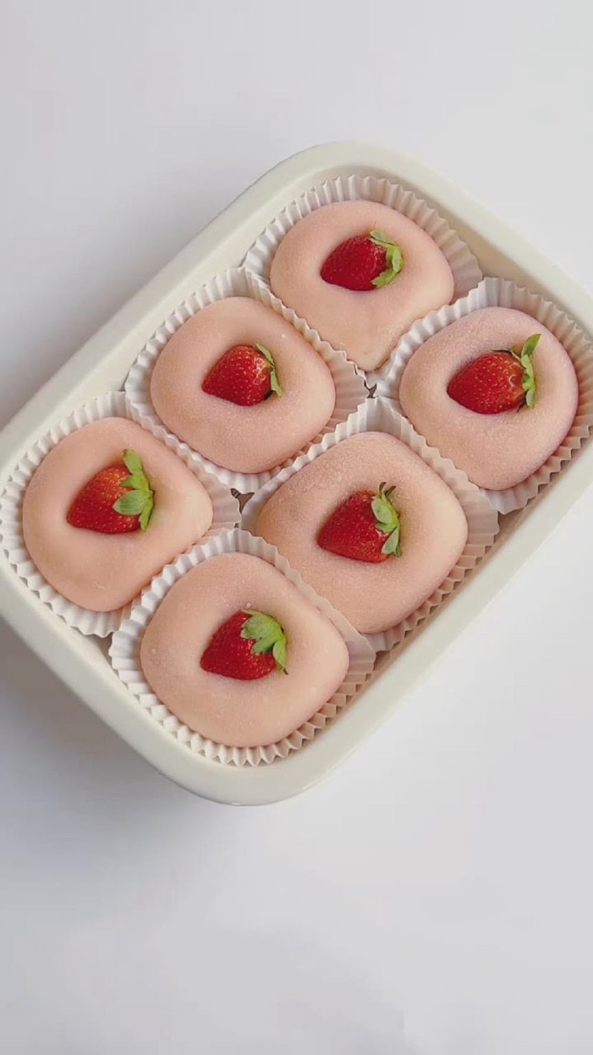 Strawberry Mochi Recipe (Japanese Daifuku Style) - Cooking With Chun