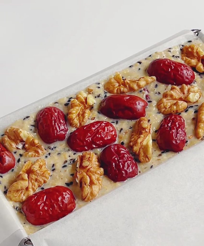 Banana Oat Bread with Sesame & Walnuts - Cooking With Chun