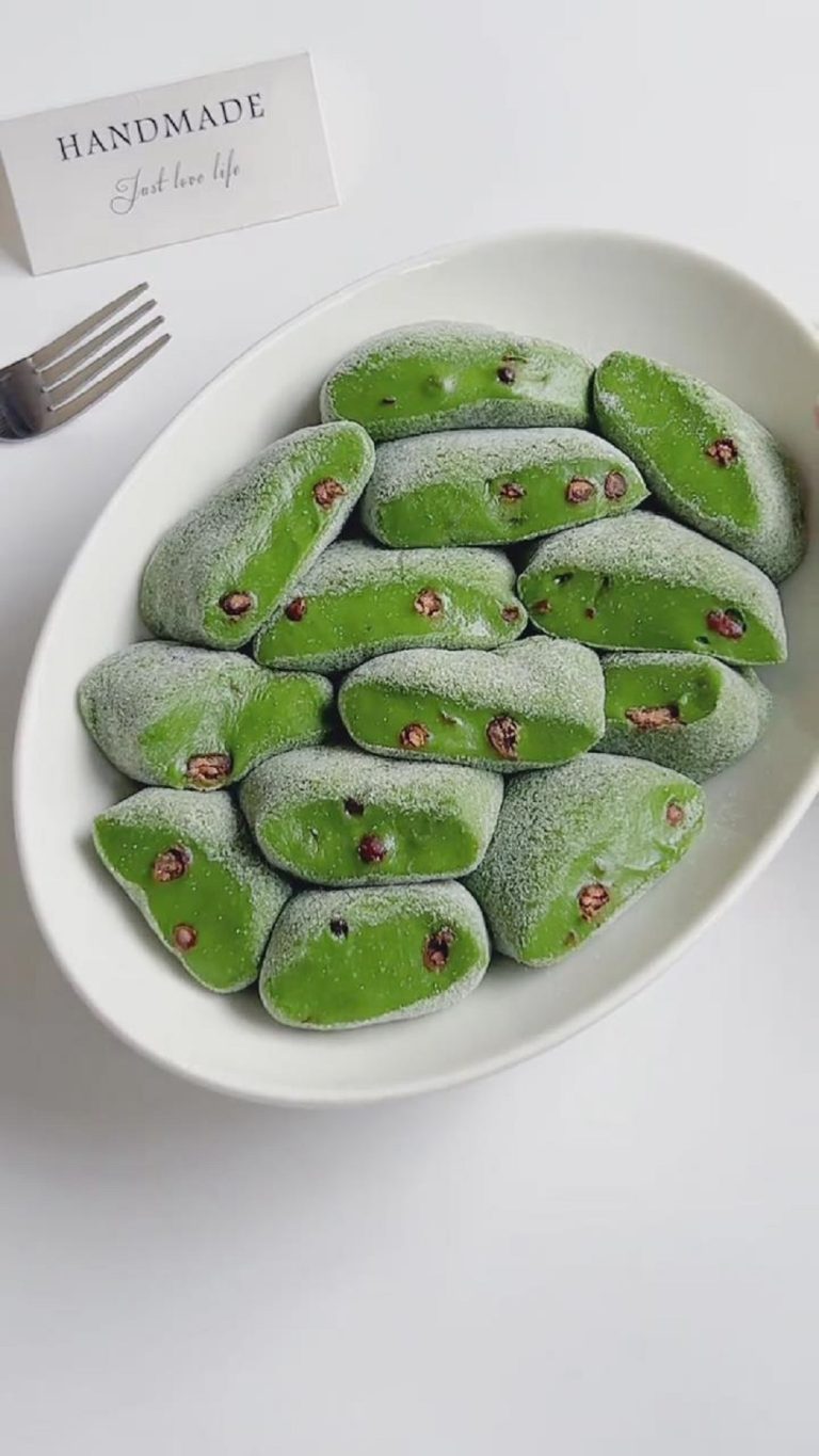 Matcha Red Bean Mochi (Easy Pan-Cooked Method!) - Cooking With Chun