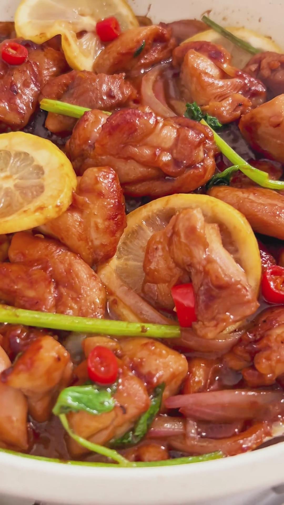 Zesty & Spicy Lemon Chicken (One-Pan Dinner!) - Cooking With Chun