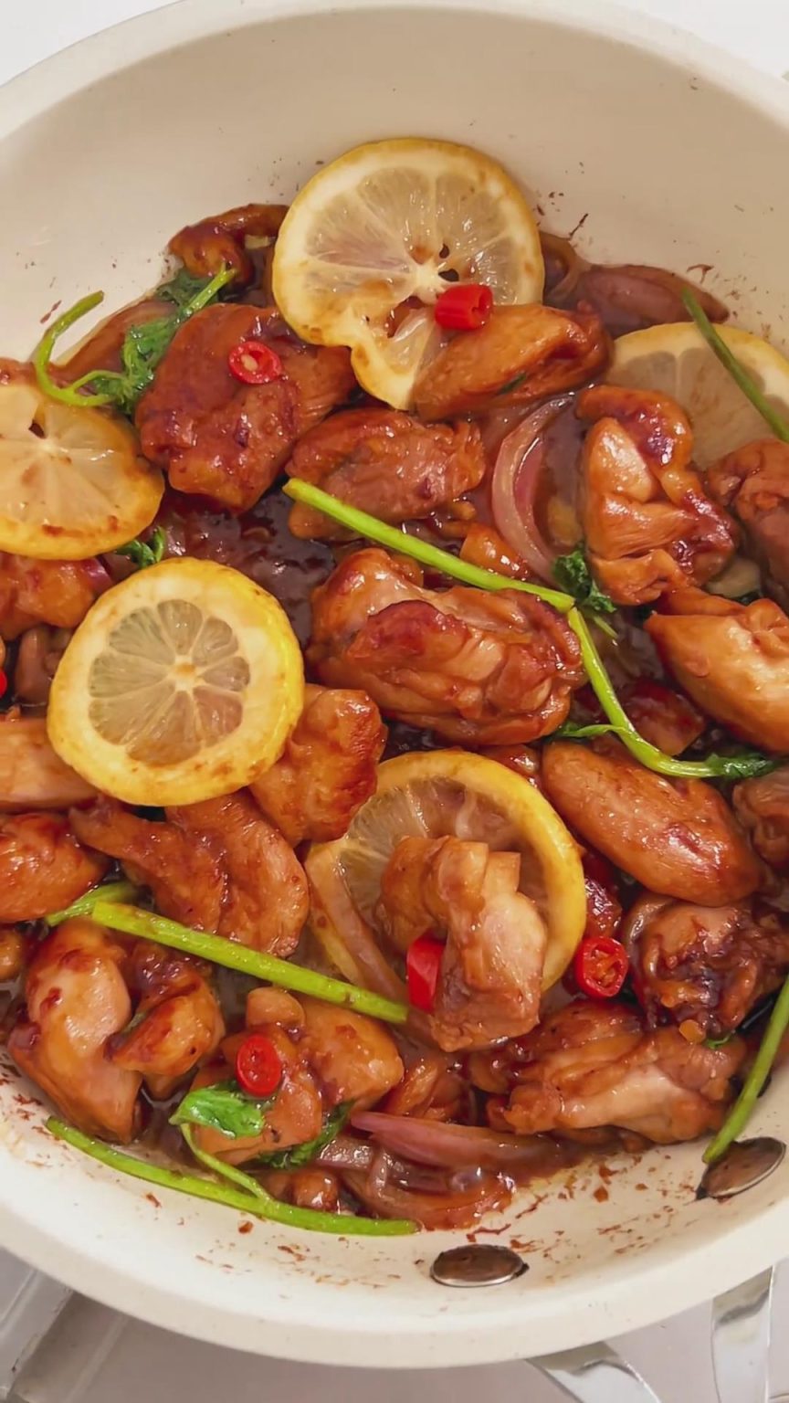 Zesty & Spicy Lemon Chicken (One-Pan Dinner!) - Cooking With Chun