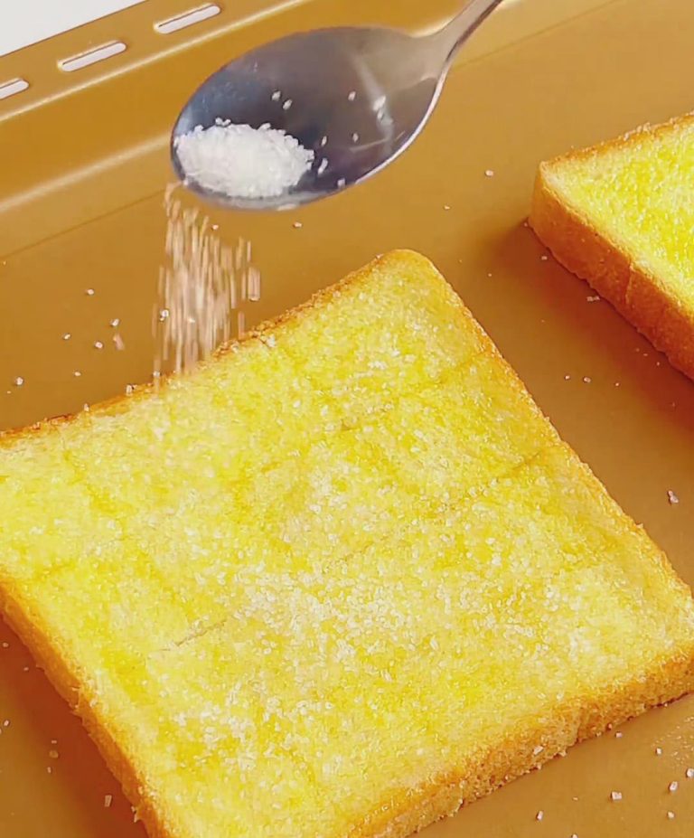 Simple Butter Caramel Crunch Toast (Just 3 Ingredients!) - Cooking With ...