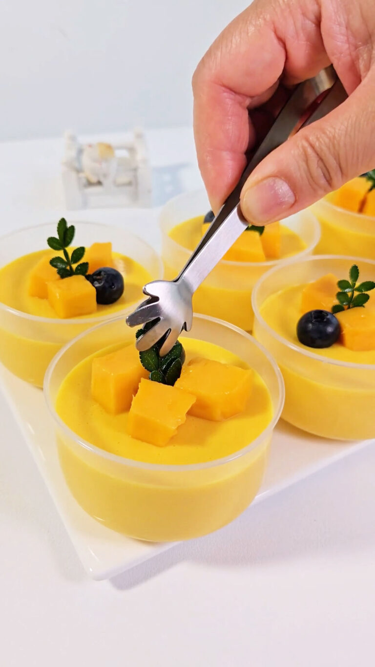 Easy Mango Pudding Recipe (Silky & No Grainy Texture!) - Cooking With Chun
